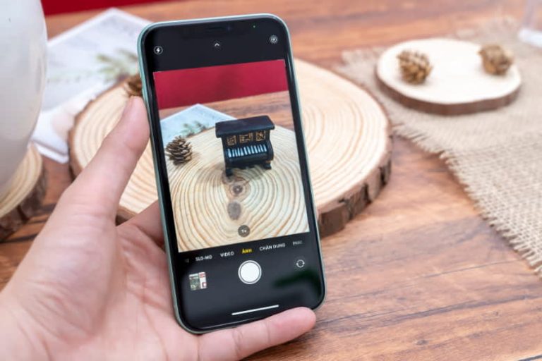 Cách cài đặt và chỉnh camera iPhone chụp đẹp "lung linh"