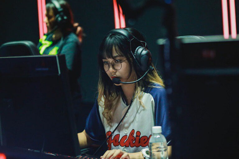 Streamer nghĩa là gì? Cần chuẩn bị gì để trở thành Streamer?