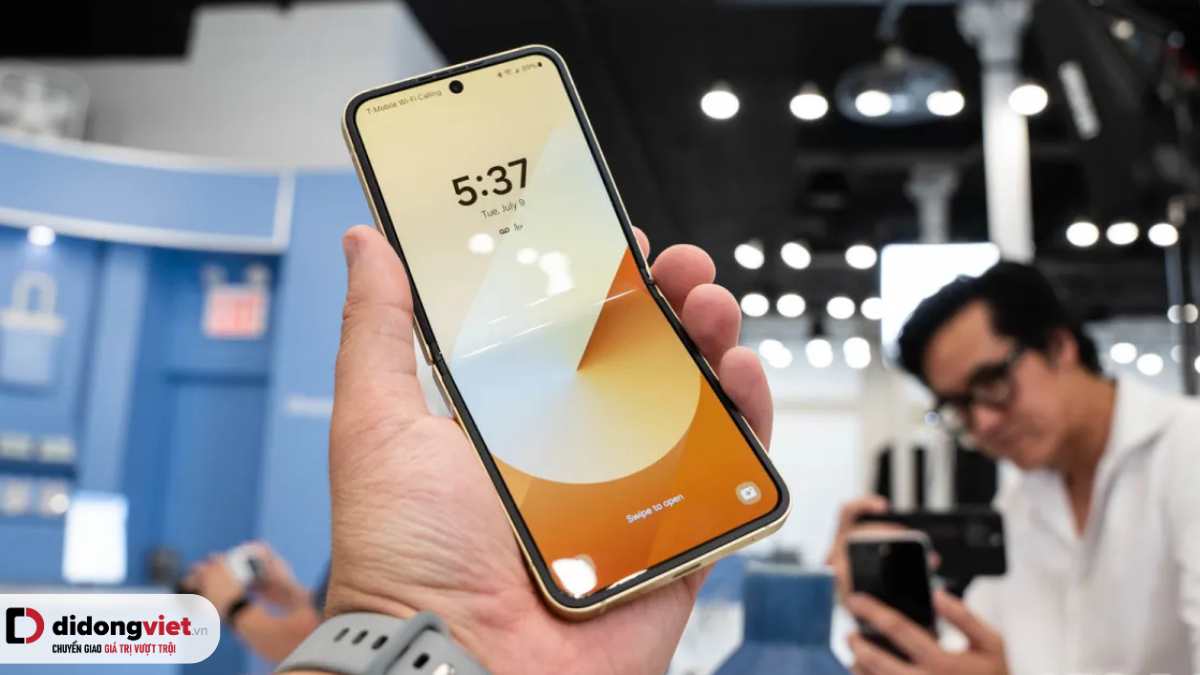 One UI 7 Hé Lộ Lột Xác Hay Chỉ Là "Thay Áo"