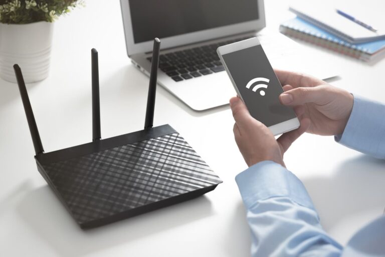 Router WiFi là gì? Cấu tạo, nguyên lý hoạt động và chức năng