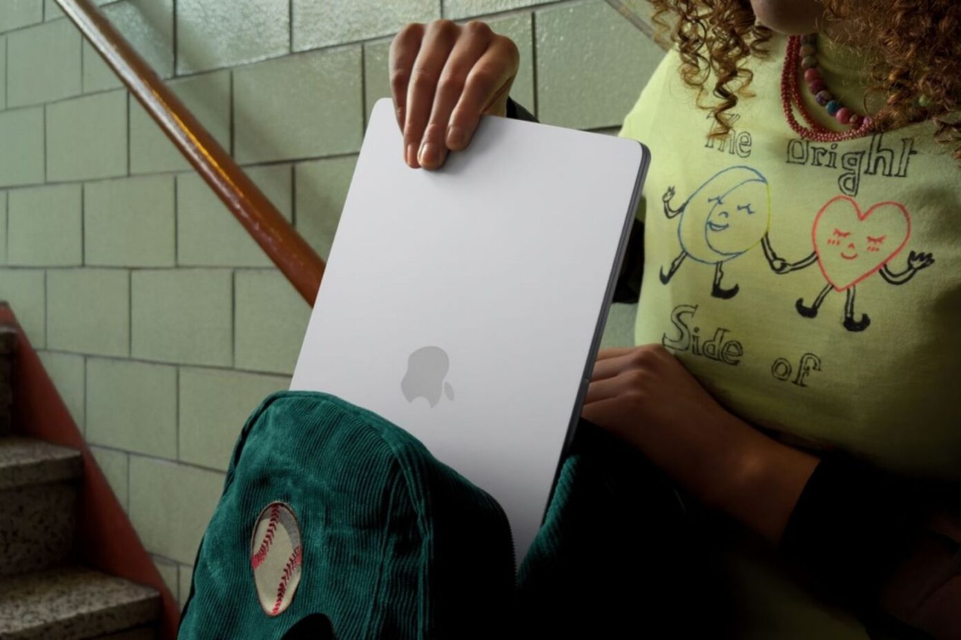 Có nên mua MacBook Air M5? Đánh giá và ma trận nâng cấp